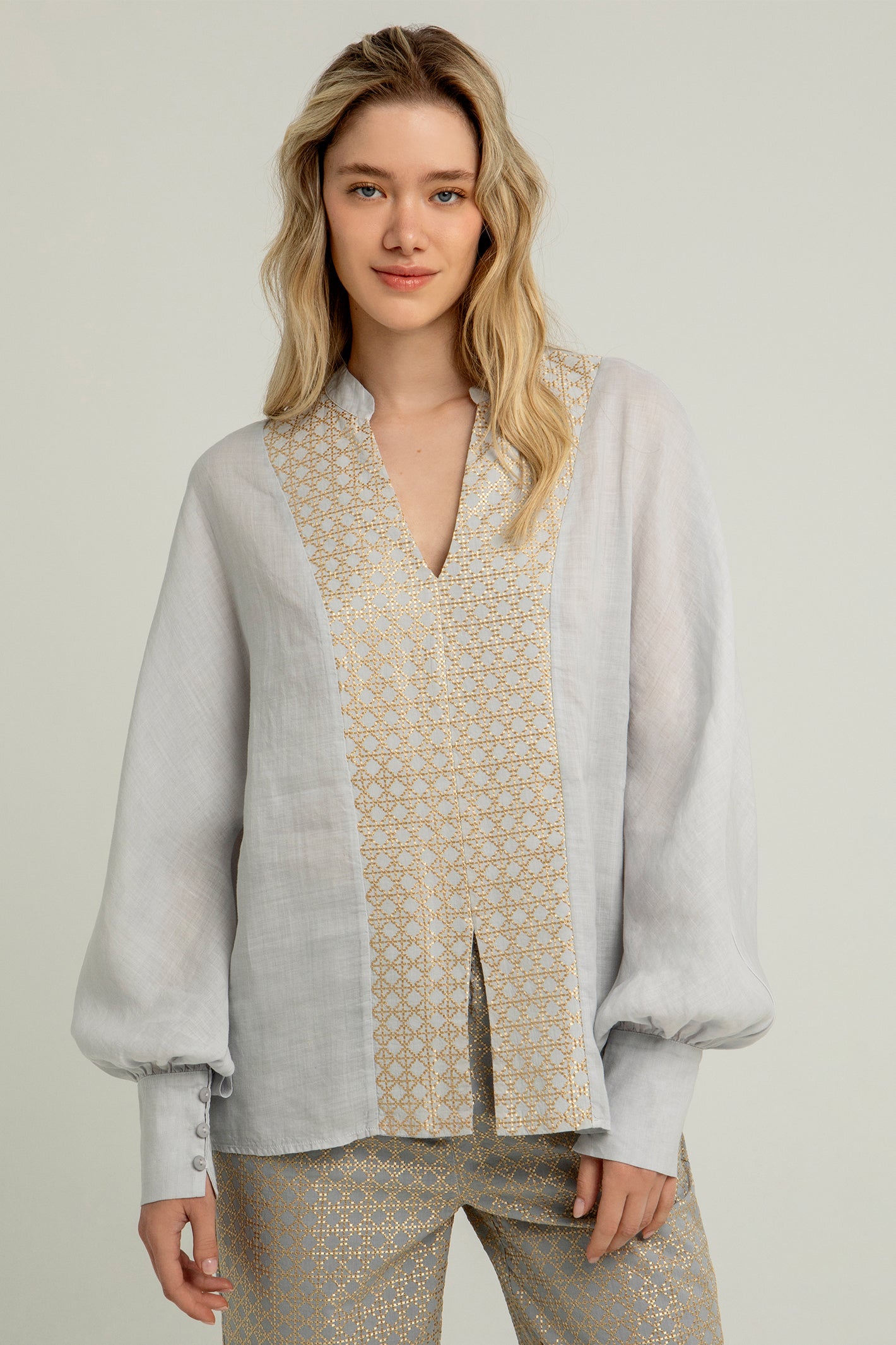 Greek Archaic Kori S25K-450165 Shirt Light Grey Gold – Olivia Grace Fashion